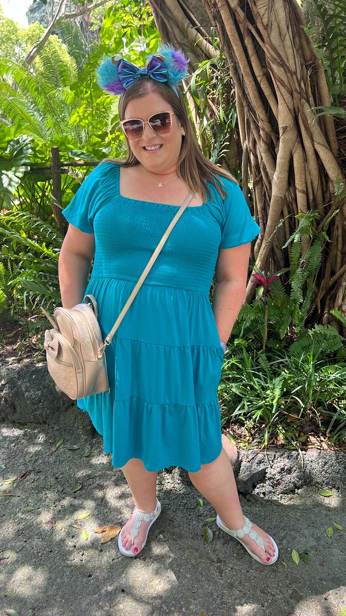 Easy Disneybound Outfit Ideas for Moms - Moms with Mouse Ears