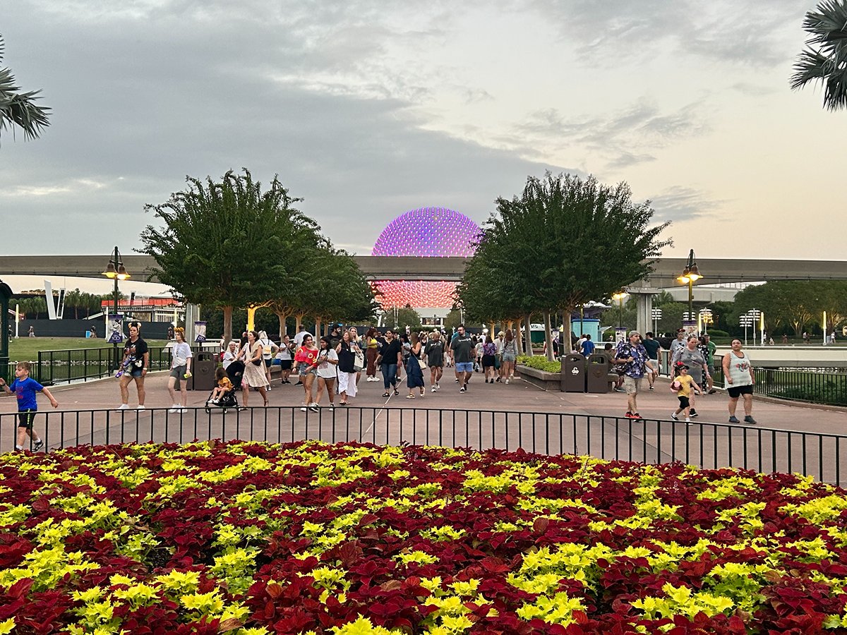 Guide to EPCOT International Food & Wine Festival - Moms with Mouse Ears