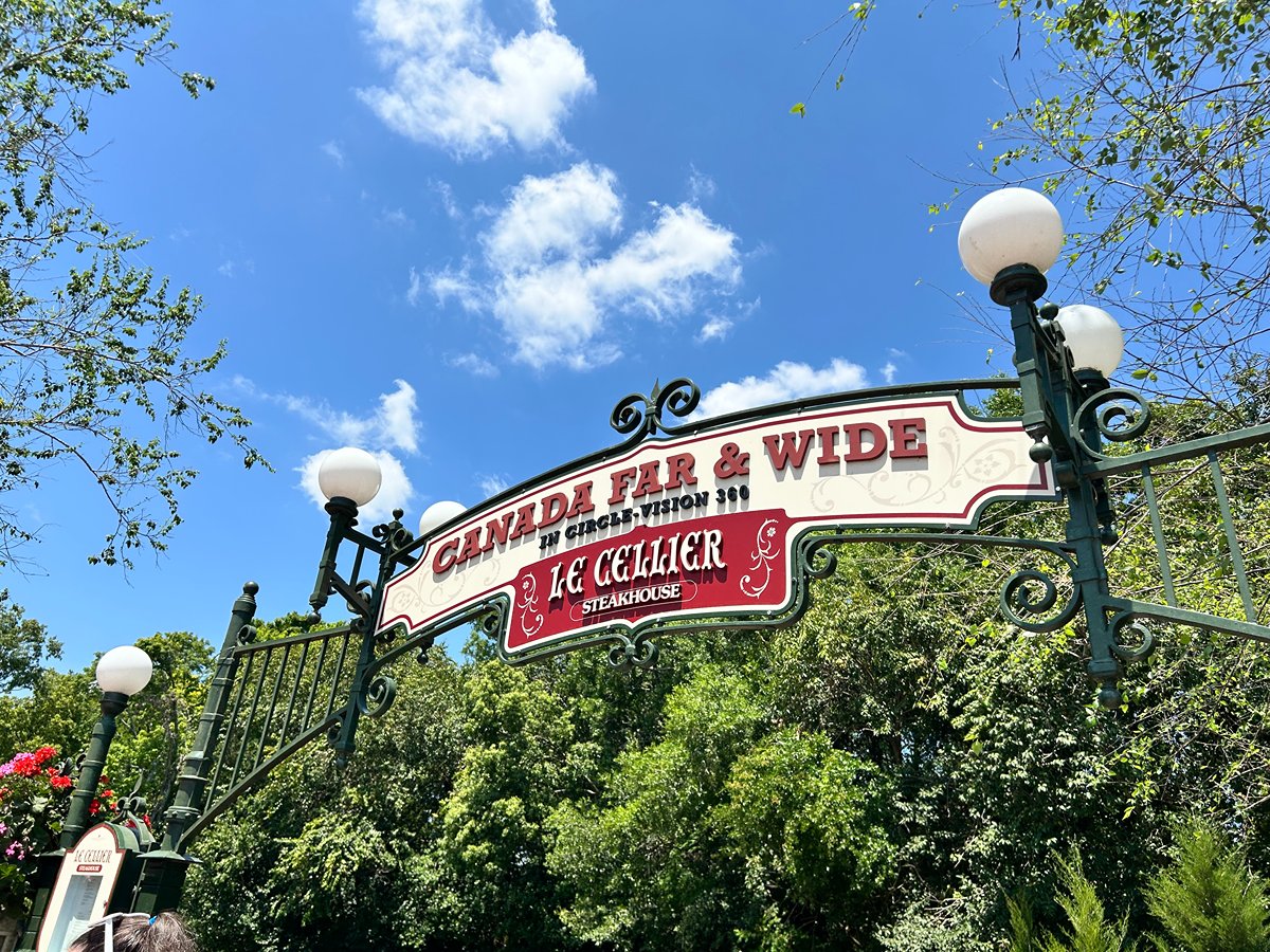 Best Snacks at EPCOT | Must-Try Treats from Around the World - Moms ...