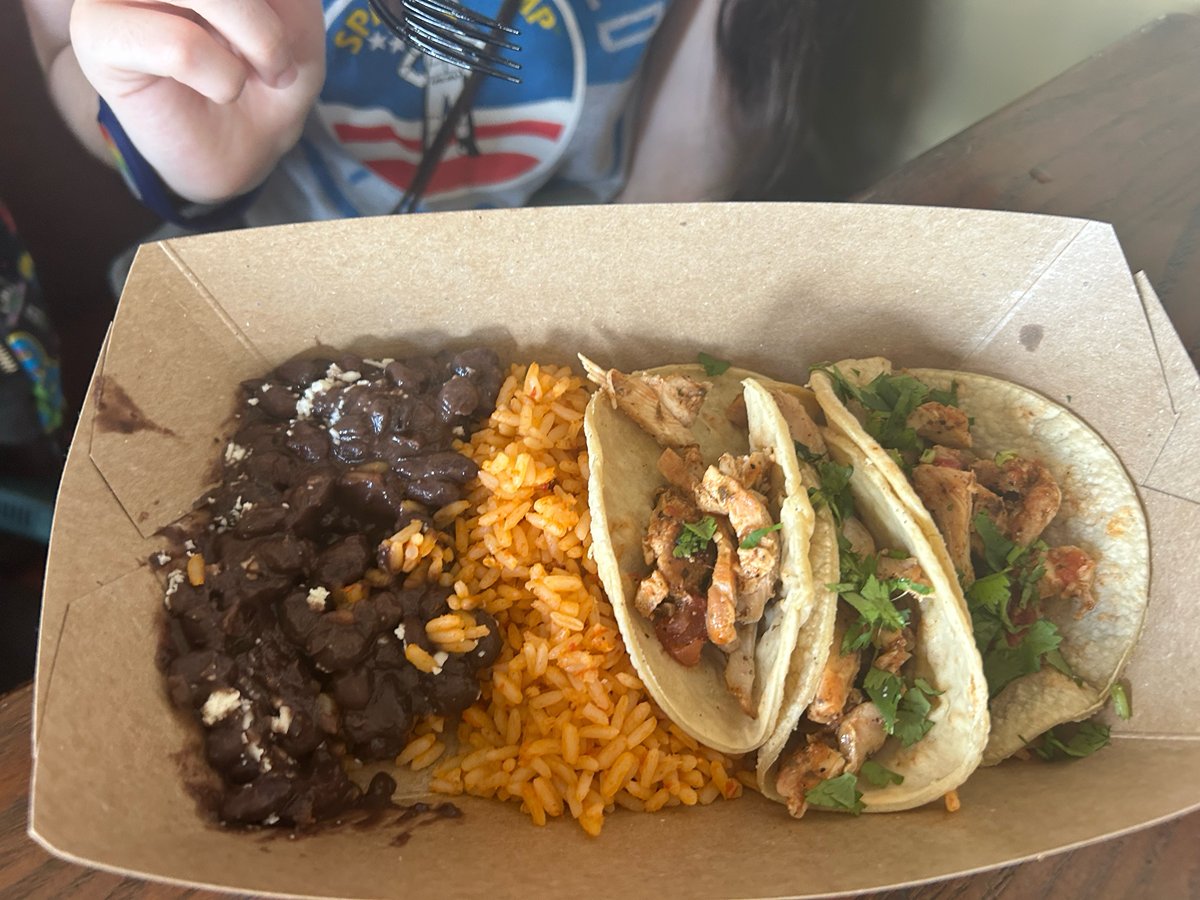 Best Snacks at EPCOT | Must-Try Treats from Around the World - Moms ...