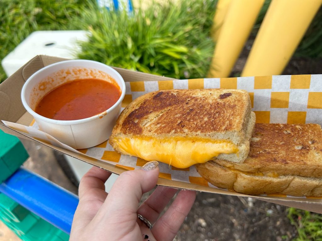 Hollywood Studios Quick Service Dining Top Picks - Moms with Mouse Ears