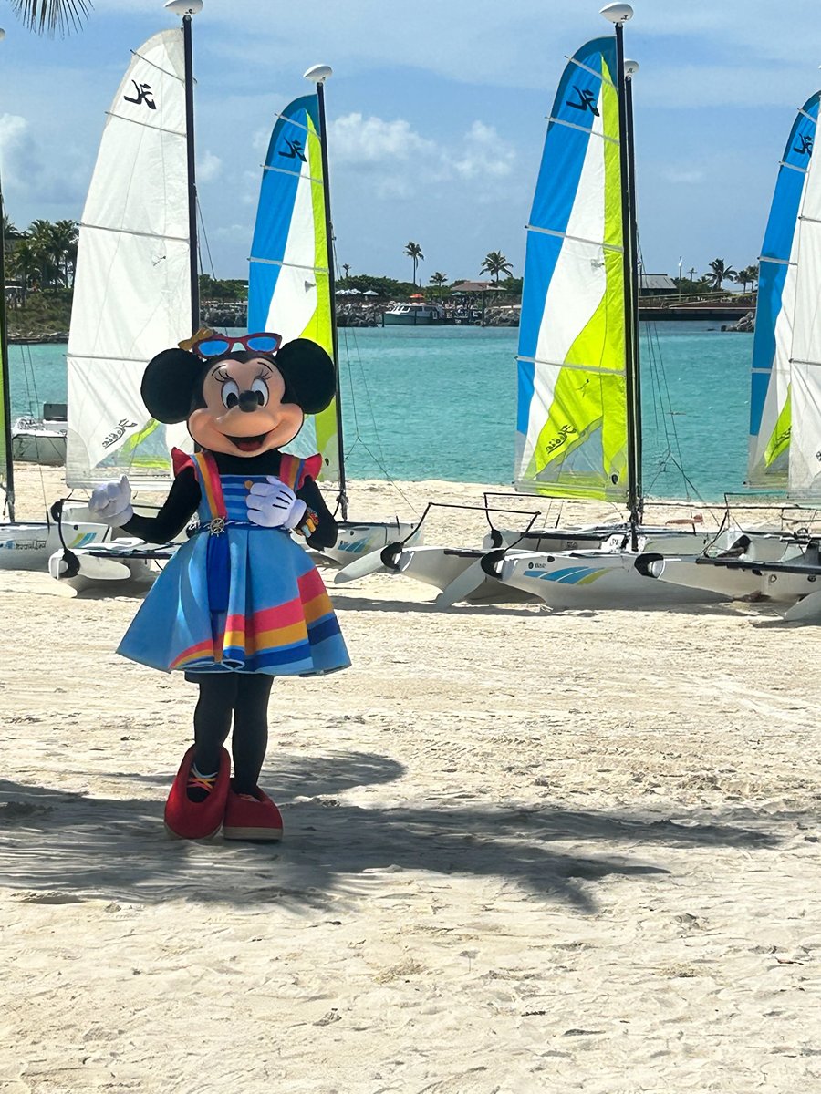 All About Castaway Cay | Disney Cruise Planning - Moms with Mouse Ears