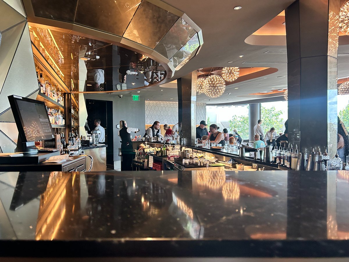 GEO-82 EPCOT Review: Is Disney’s New Adults-Only Lounge Worth a Visit ...